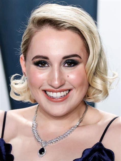 Harley Quinn Smith Harley Quinn Smith 🧚🏻♀ 🔥