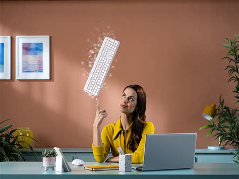 Logitech präsentiert neue Signature Slim Tastatur und Combo CE Trade