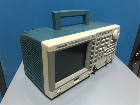 Tektronix Afg3021 Arbitrary Function Generator 250ms S 25mhz Ebay