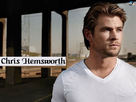 Chris Hemsworth Wallpaper Chris Hemsworth Thor Interview X Wallpaper Teahub Io