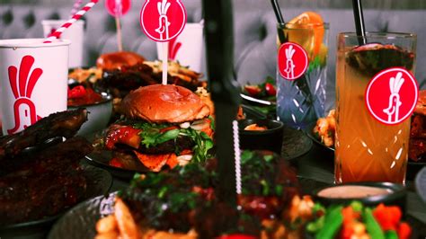 Chikaros Uk Burger And Wings Restaurant Website Design On Behance