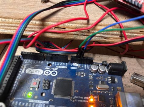 Bug Arduino Mega 5v Pin Shows 14v Over Usb — No Heating Fully