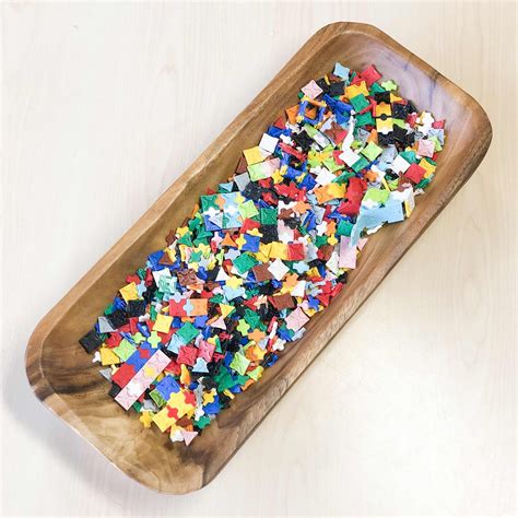 Where Learning Meets Play: LaQ