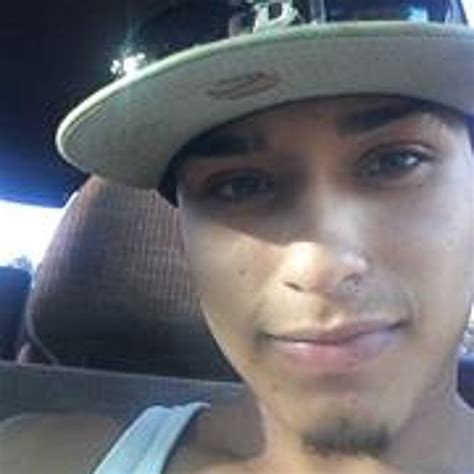 Stream Jose Lora 4 Music Listen To Songs Albums Playlists For Free