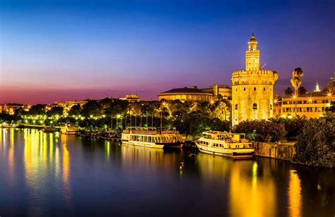 Torre Del Oro Sevilla Ciudad De Sevilla Dia De Andalucia