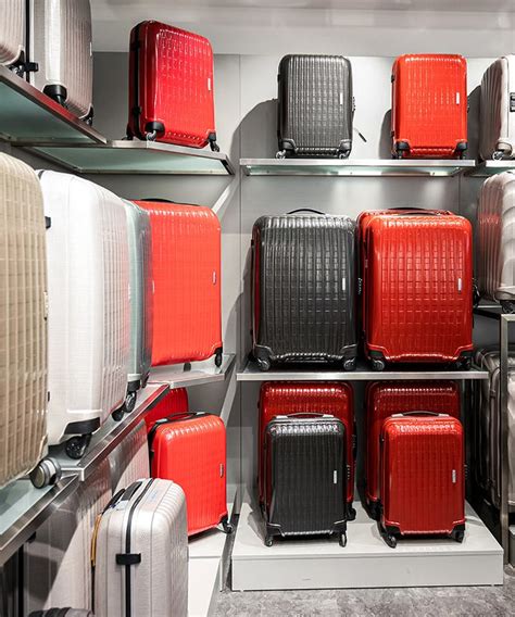 Samsonite OUTLET in Germany • 70%* off in Sale | Outletcity Metzingen