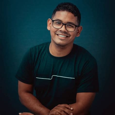 Fotógrafo Em Tailândia Samuel Muniz Samuelmunizfotografo • Threads Say More