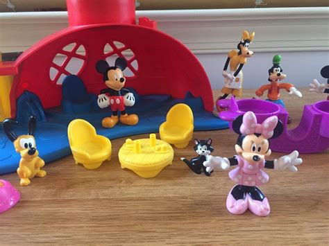 Mickey Mouse Clubhouse Plus Lots Of Extras Preowned Good Condition