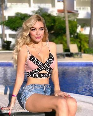 Would You Like To See Me Completely Naked You Have A Chance HD Porn