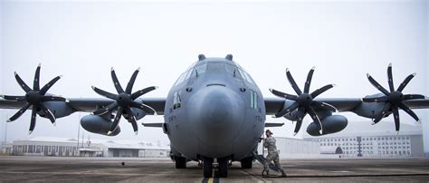 Close Look At The Usafs First Eight Blade C 130h Alert 5