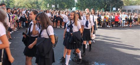 Езикова гимназия Акад Людмил Стоянов Благоевград Официален уебсайт на Езикова гимназия Акад