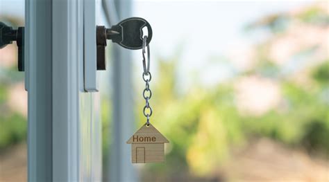 What Are The Pros And Cons Of Purchasing A Home Through A Rent To Own