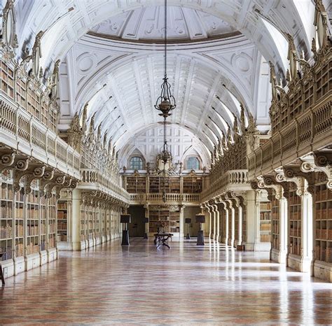Photographer Spends Almost 10 Years Photographing The Most Beautiful