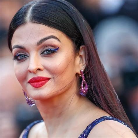 Hot Aishwarya Rai Lusty Face マスク