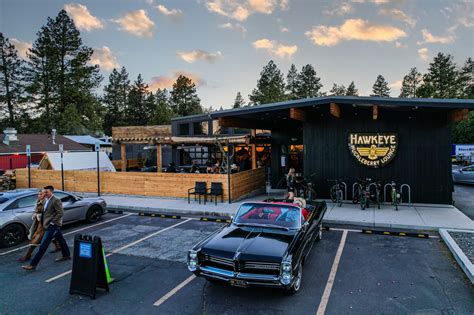 Hawkeye And Huckleberry Lounge Bend Or