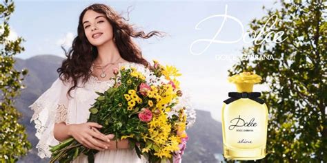 Дева Касел во кампања за парфемот Dolce Shine на Долче и Габана Stylist