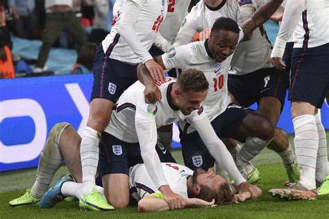 England Beats Denmark 2 1 Reaches Euro 2020 Final Ap News