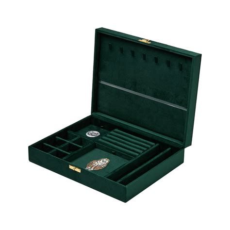 Бархатная шкатулка для украшений