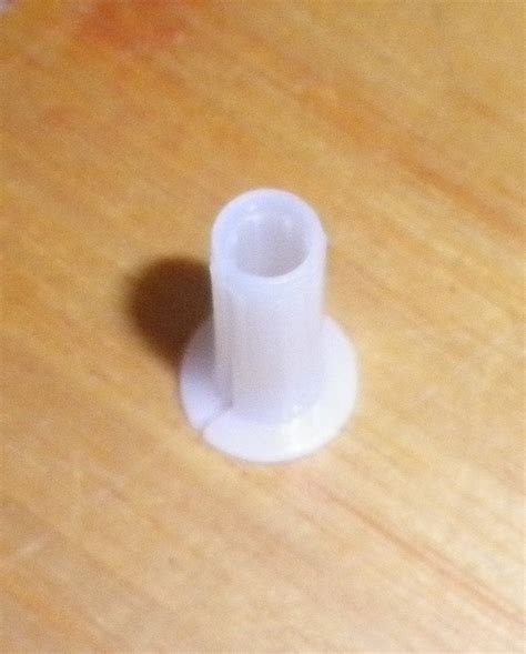 Electrolux Aeg Condensor Dryer Door Hinge Bushing Part 1366254017