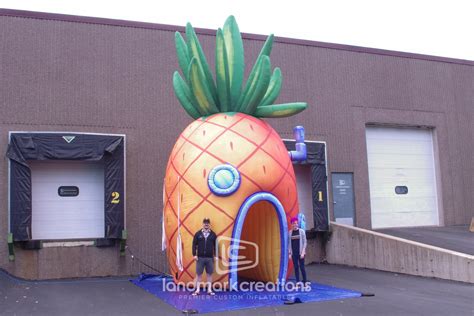 25 Foot Inflatable Pineapple Tunnel Brings Bikini Bottom To Nyc For