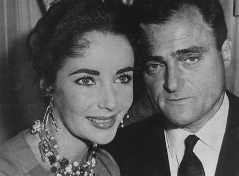 Elizabeth Taylor Debbie Reynolds Y La Traición Que Se Convirtió En