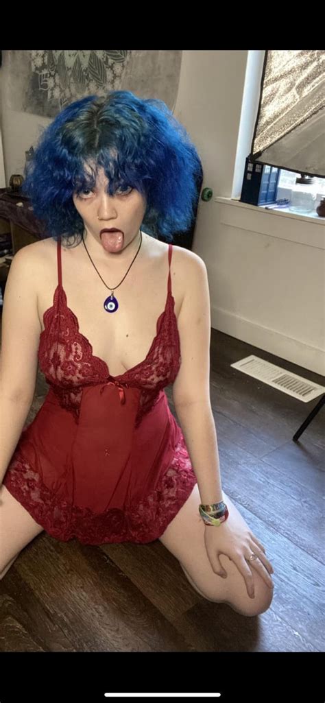 Please Mess Up My Makeup~ R Awaitingcum