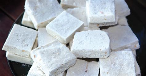 Aluwa Sri Lankan Recipe ~ කඩෙන් ගේන්නේ නැතුව අවුරුද්දට අලුවා ගෙදර හදමු Hadakari Lk