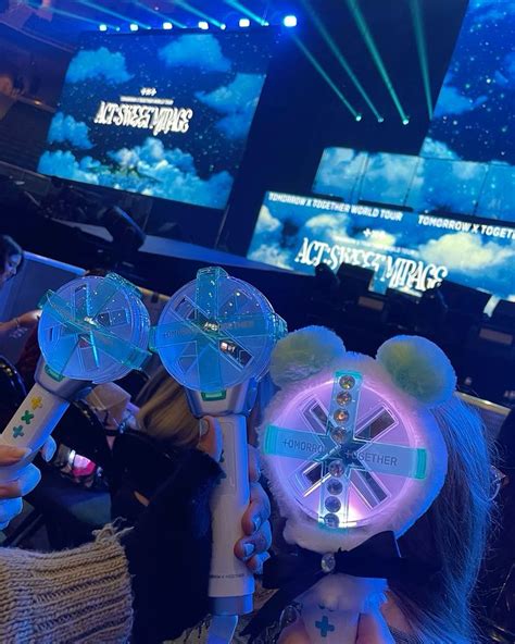 Txt Concert Kpop Lightstick Moabong Dream Concert Concert Aesthetic