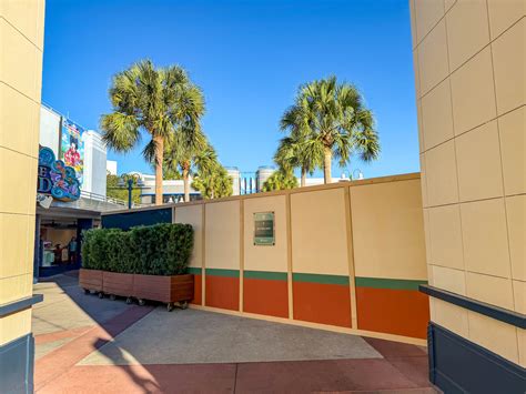 Photos Construction Walls Expand At Animation Courtyard In Disneys