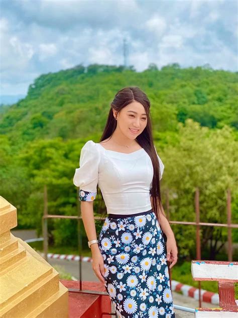 ကိုဗစ်ကာလ စီးပွားရေးမကောင်းလို့ စပယ်ယာလုပ်နေရတယ်လို့ဆိုပြီး မှတ်တိုင