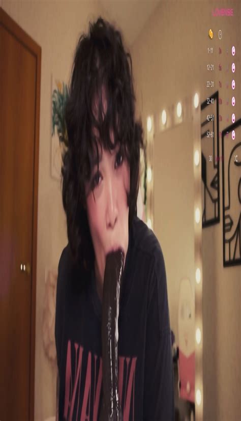 Chery Handling 3 Dildos Eporner