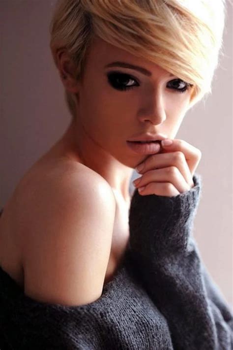 42 Pretty Pixie Haircut Ideas For Short Hair Ecstasycoffee