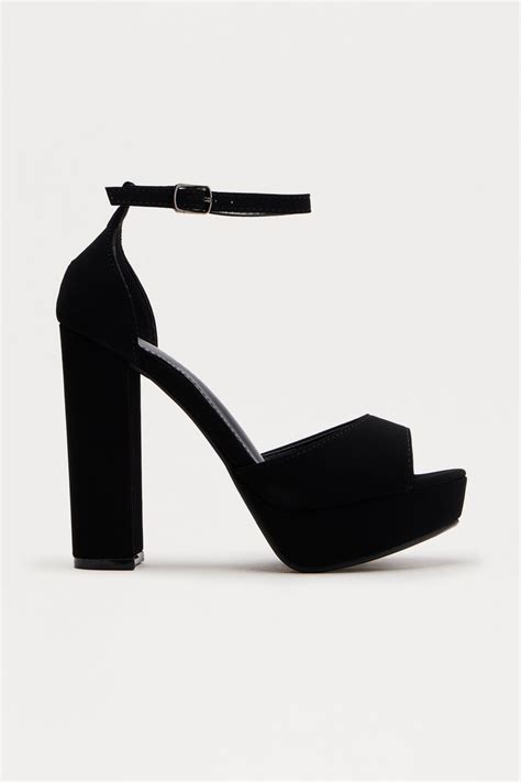Yula Platform Heels Black Fashion Nova