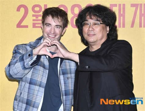 봉준호 69년 ‘미키 17 북미서 하루만 36억 대박 “경쟁자 없는 박스오피스 1위”
