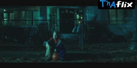 Sheri Moon Zombie Thong Scene In House Of 1000 Corpses