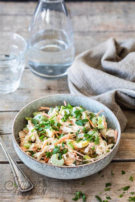 Lekker Frisse Kipsalade Met Bleekselderij Recept Kipsalade Recepten Kipfilet Recepten Oven