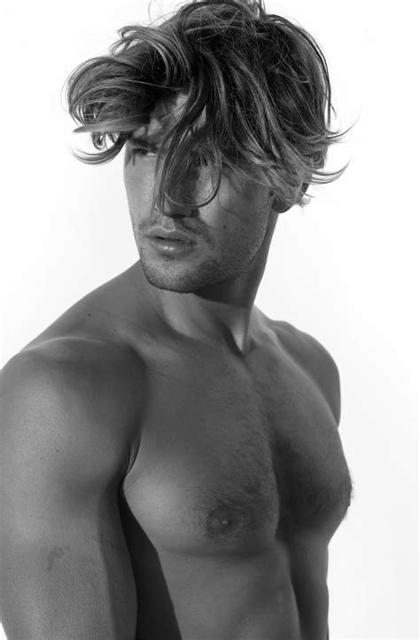 Agencia De Modelos Hombre En Madrid Mistercharly