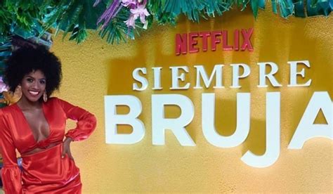 La Protagonista De Siempre Bruja De Netflix Ahora Vende Ceviches En
