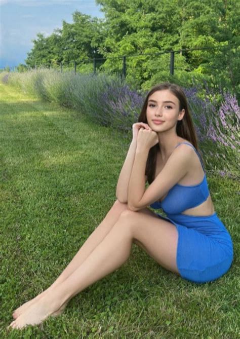 Olivia Claudia Motta Casta