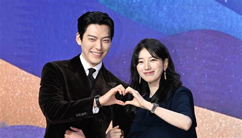 ‘다 이루어질지니 김우빈x수지 9년만 재회에 “얼마 전에 만난 느낌”→수지 “감정 결여 캐릭터에 김우빈 고생했을 것” 헤럴드 Pop