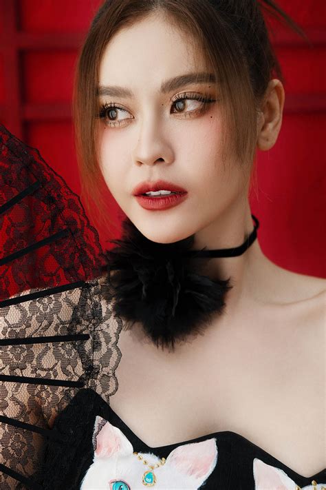 Bộ ảnh Ngập Visual Của Trương Quỳnh Anh Trước Thềm Năm Mới