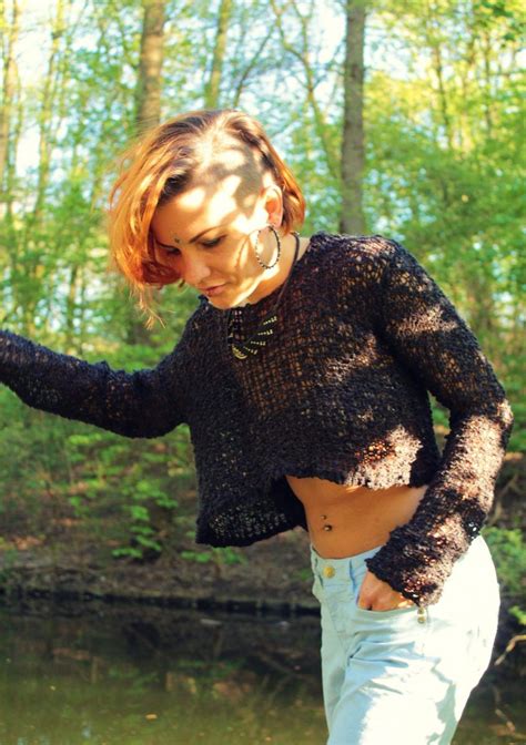 Hippie Underboob Hoodie Kurz Schwarz Crop Hoodie Weltentänzer