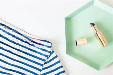 How To Get Rust Stains Out Of Clothes Easy Steps Cleanipedia