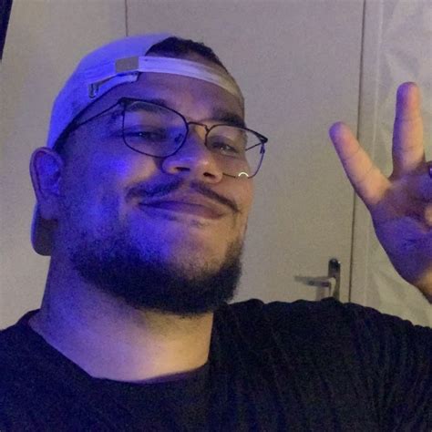 The Nerd Victor Youtube