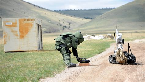 Mafb Eod Joins With Montana Ang Eod Team For Training Exercise Air Force Global Strike Command
