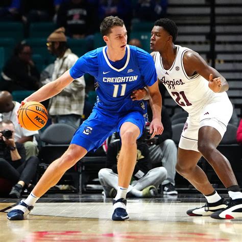 7 Foot 1 Big Man Turns Heads During Nba Draft Combine Athlon Sports