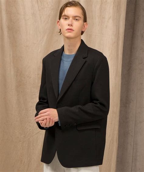 시그니처signature 실시간 인기 스타일 세미오버핏 싱글 블레이저 자켓 검정 온더룩