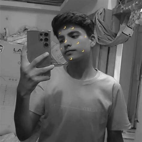 Its Vinay Vinay Y4982 Snapchat Stories Spotlight And Lenses