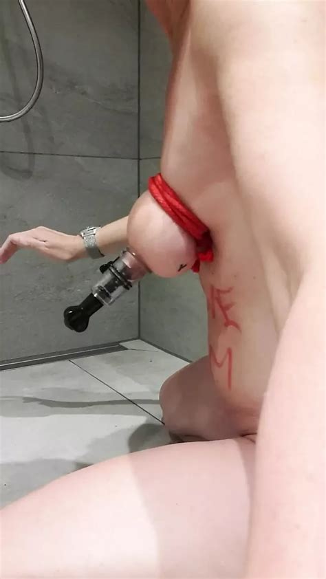 Epic Moment From Julies Orgasm With Lock On Labia Feat