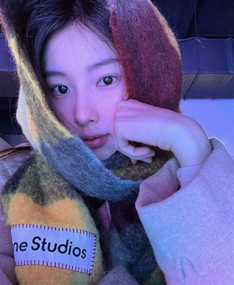 900 Kang Hyewon💗 ý Tưởng Trong 2025 đoạn Mở đầu Dép Nỉ ảnh Nữ Sinh